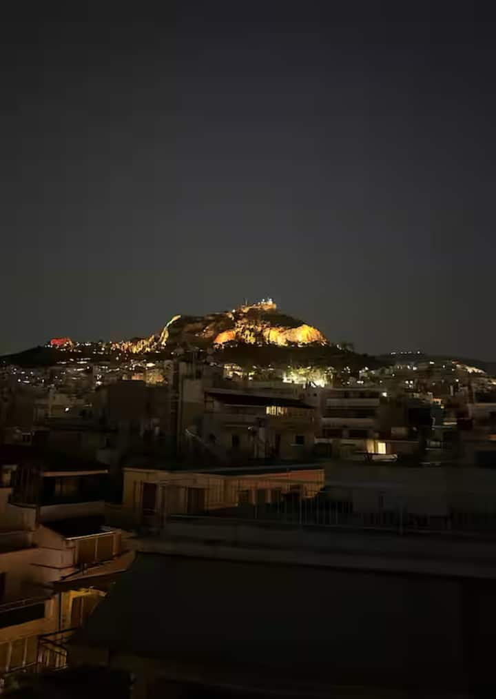 New Center Urban Terrace Apt - Athen