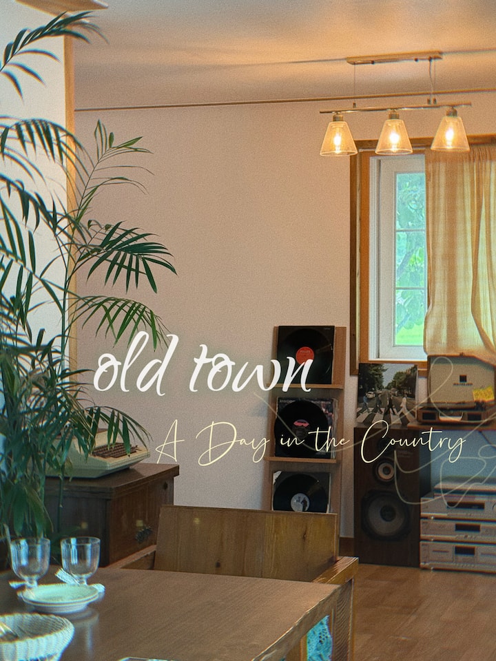 올드타운(101)연박할인.
1층단독사용.ott무료.넓은공간 - Gyeongju-si