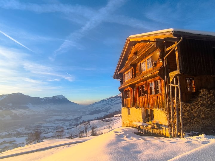 Schönes, Idyllisches Stoffels Chalet - Stoos
