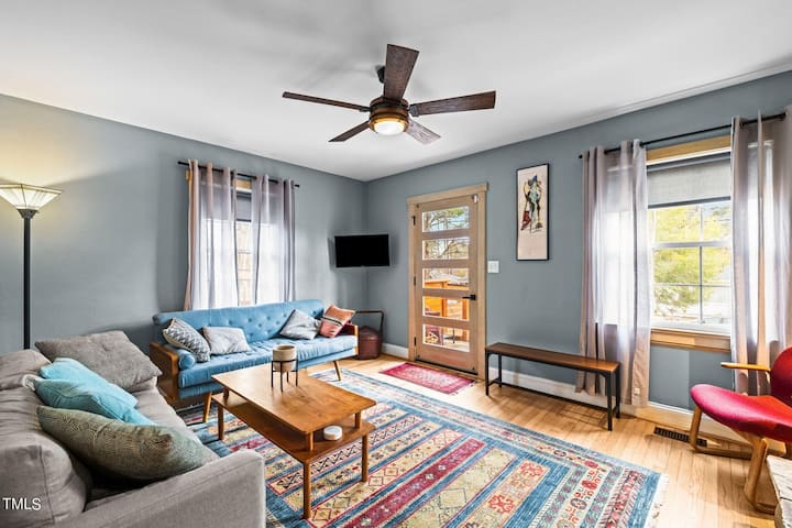 Spacious Two Bedroom Apartment - Durham, NC