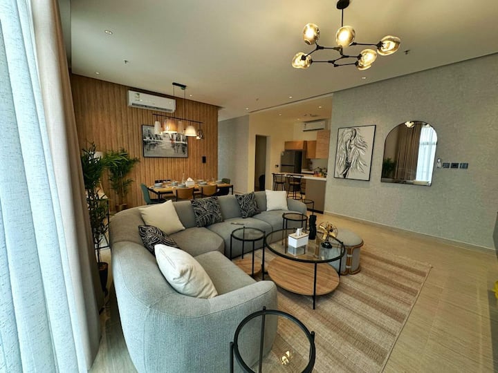 High Furnished Apt W/balcony - Riyadh