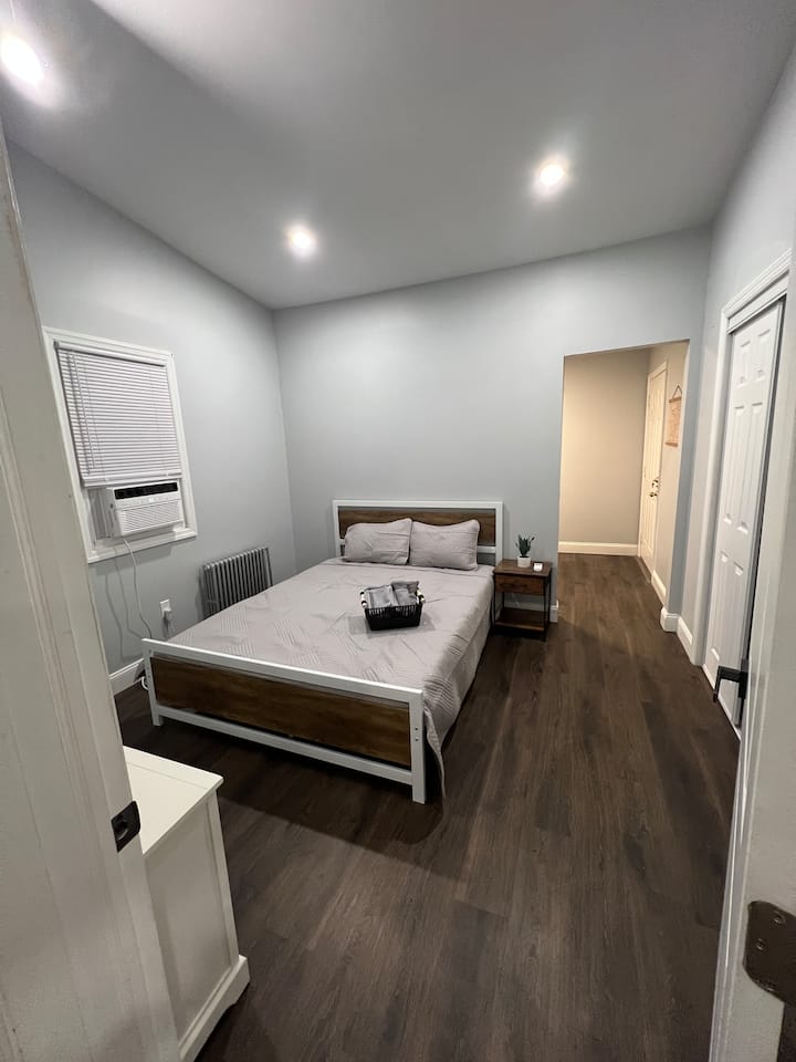 North Bergen Apartment - Fort Lee, NJ