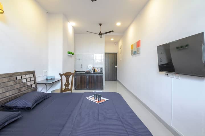 Studio Splendor 2 @ Andheri, Oshiwara Metro - Mumbai