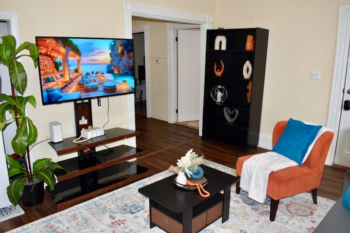Comfort Living (Travel Nurse Welcome) - Manchester, NH