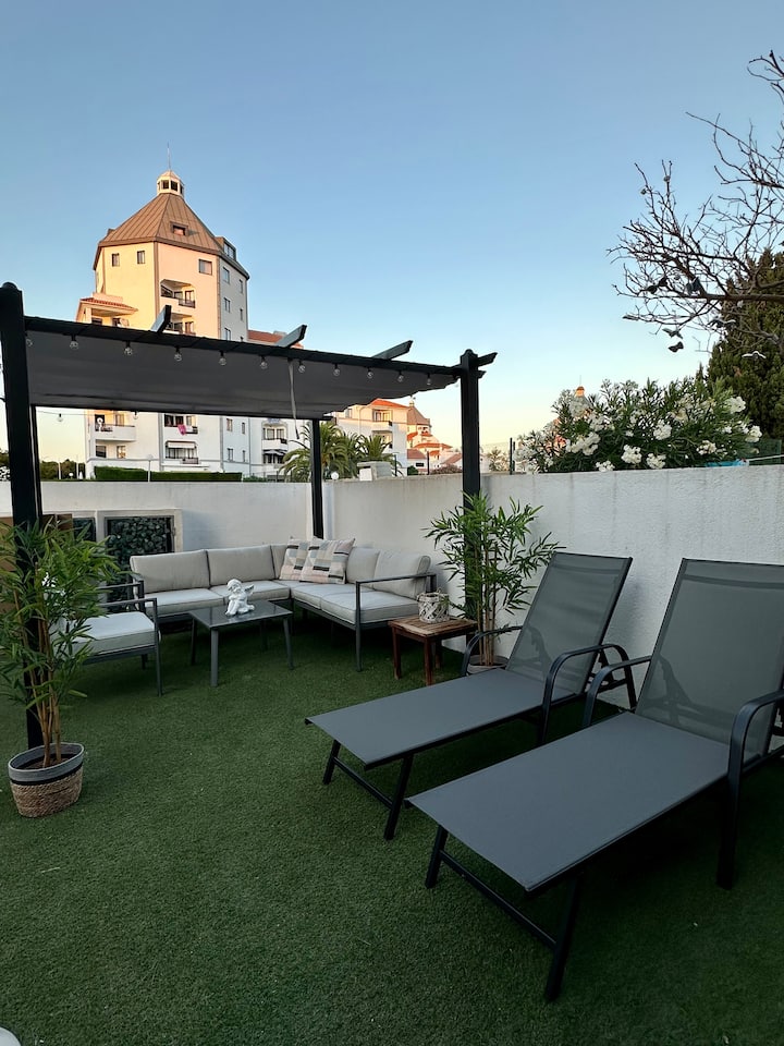 Summer Villa
- Marina De Vilamoura - Vilamoura