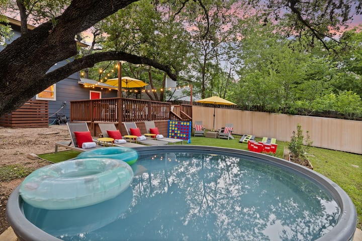 9 Beds • Cowboy Pool • Walk To South Congress - Austin