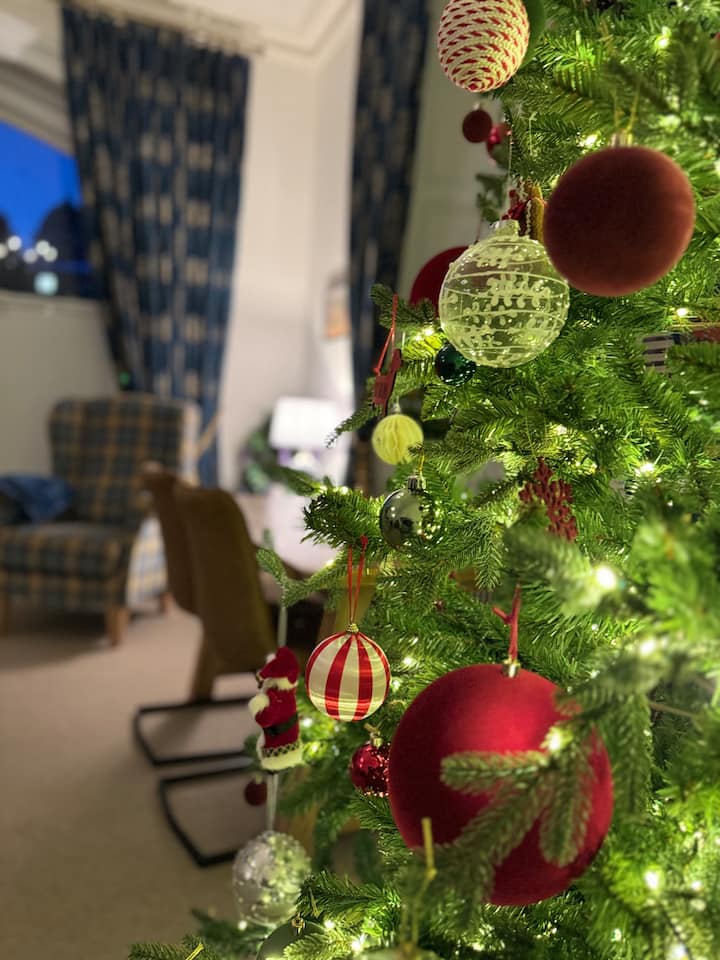 The Devonshire Suite, Buxton
Private Parking Inc. - Buxton, UK