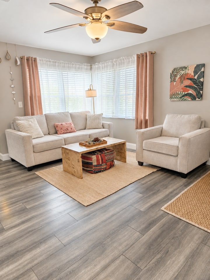 Boho Bungalow By The Beach - ガルフポート, FL