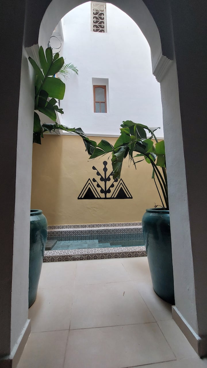 Logement Entier Avec Piscine, 2 Chambres - Marrakesh