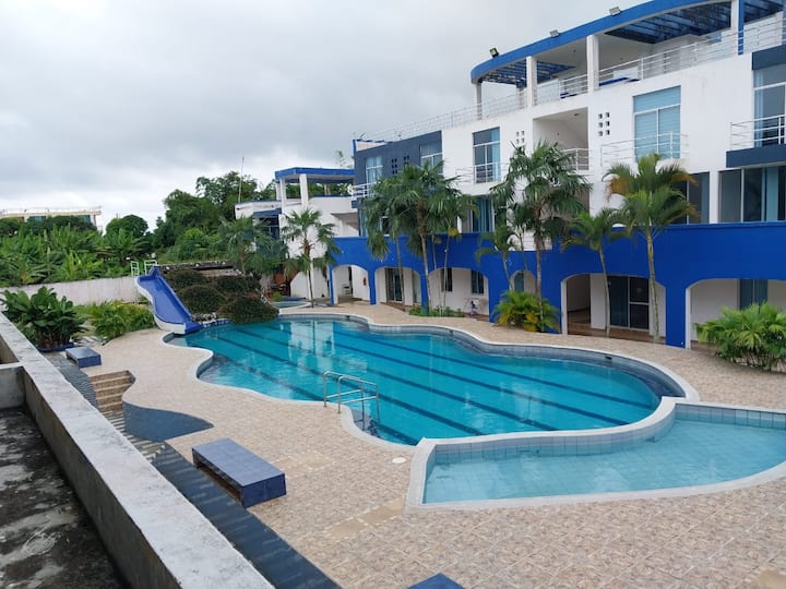 Apartamento En Tonsupa - Atacames