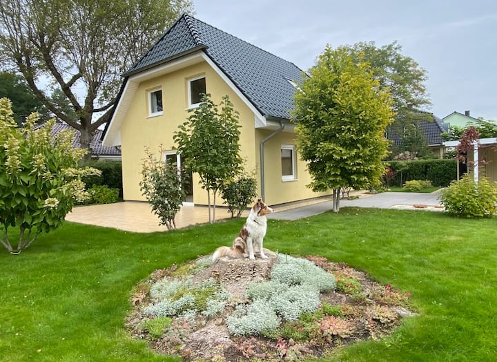 House With Garden In Köpenick - Aéroport de Berlin Schönefeld (SXF)