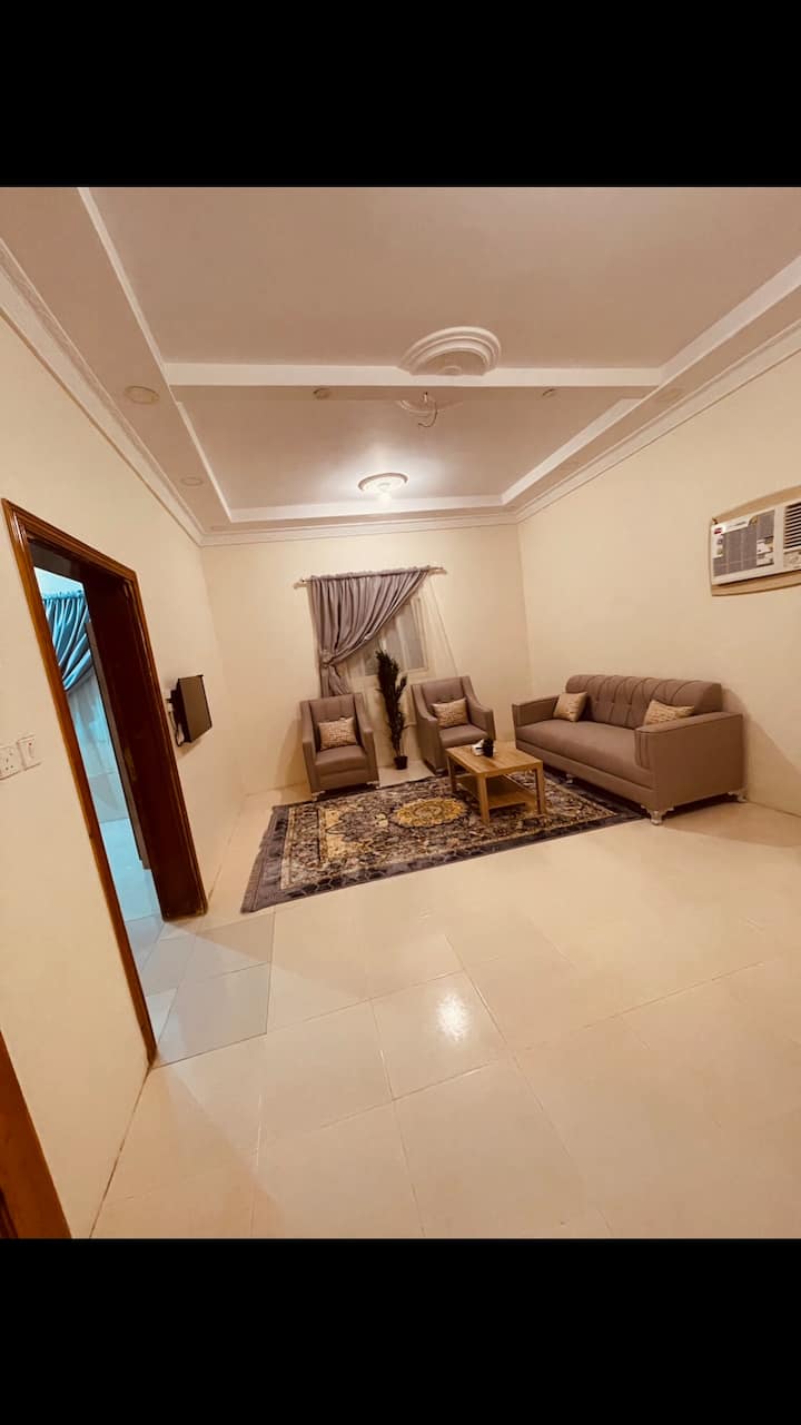 (المدينة) غرفة نوم وصاله ومطبخ وحمام - Madinah