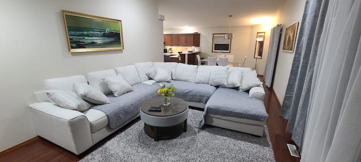 Cozy/spacious House In A Safe Area - Winnipeg