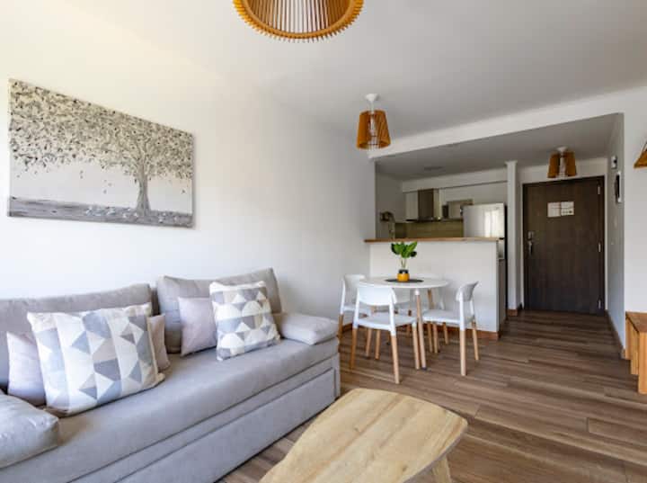 Departamento Cómodo A Estrenar En Barrio Cerrado. - Bariloche