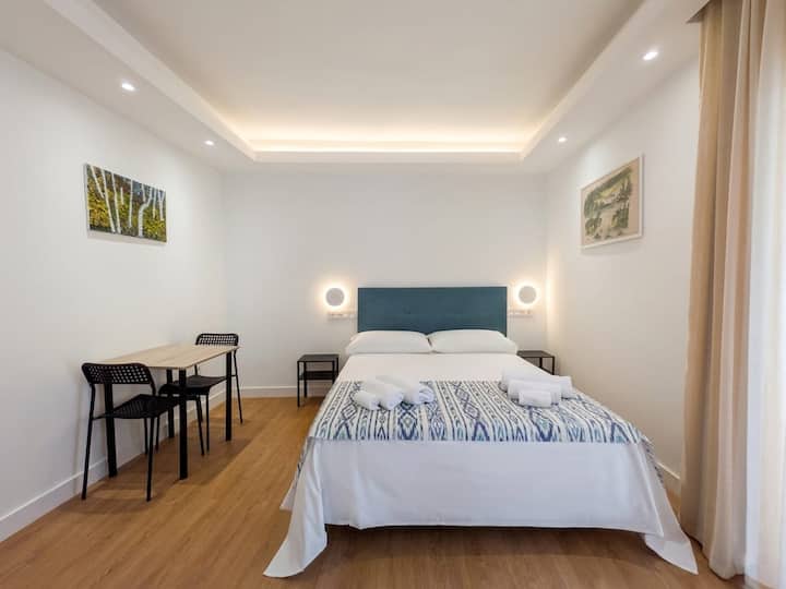 Habitación Privada, Luminosa, Tranquila Y Céntrica - Marbella