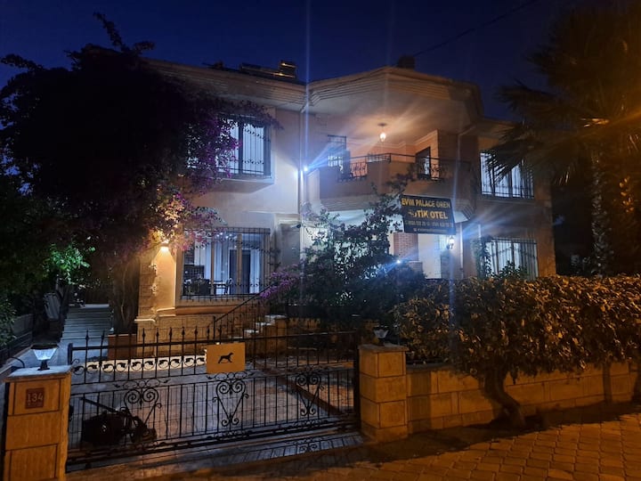 Kaliteli Tatil Için Konforlu Oda - Burhaniye