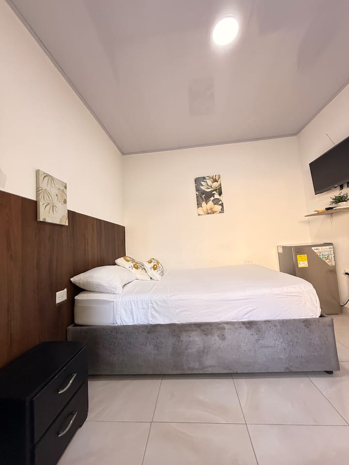 Cerca Centro+ Wifi 500mb + Check-in Autónomo 3-1 - Cartagena, Colombia