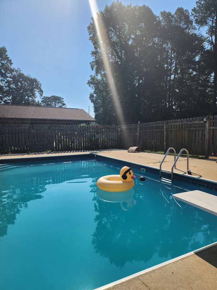 Entire Guest House W Lake, Healing Horse Programs - Griffin, GA