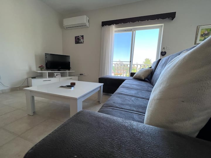 Kyrenia 2+1 With Balcony - Girne