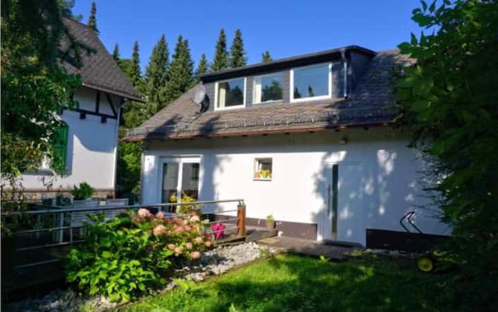 Guesthouse For Up To 8 - Dillenburg