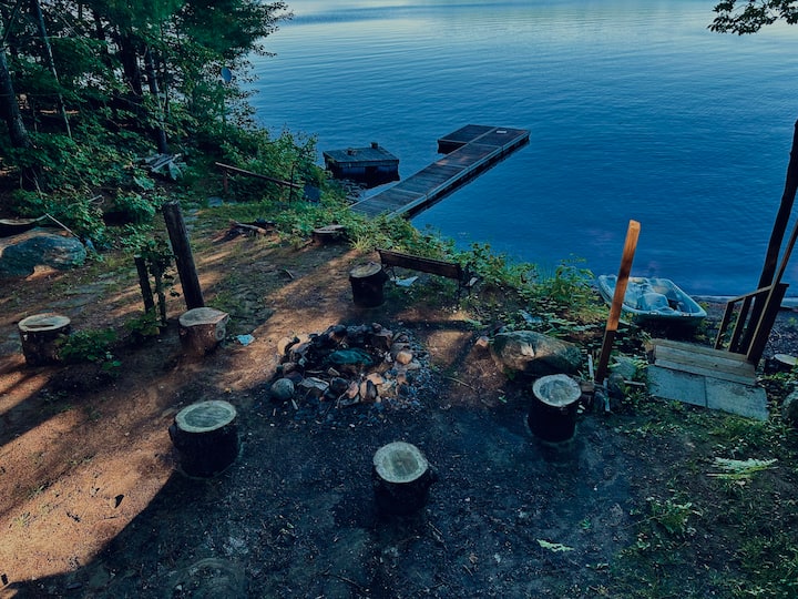 Muskoka Lake Waterfront Cottage! - Huntsville