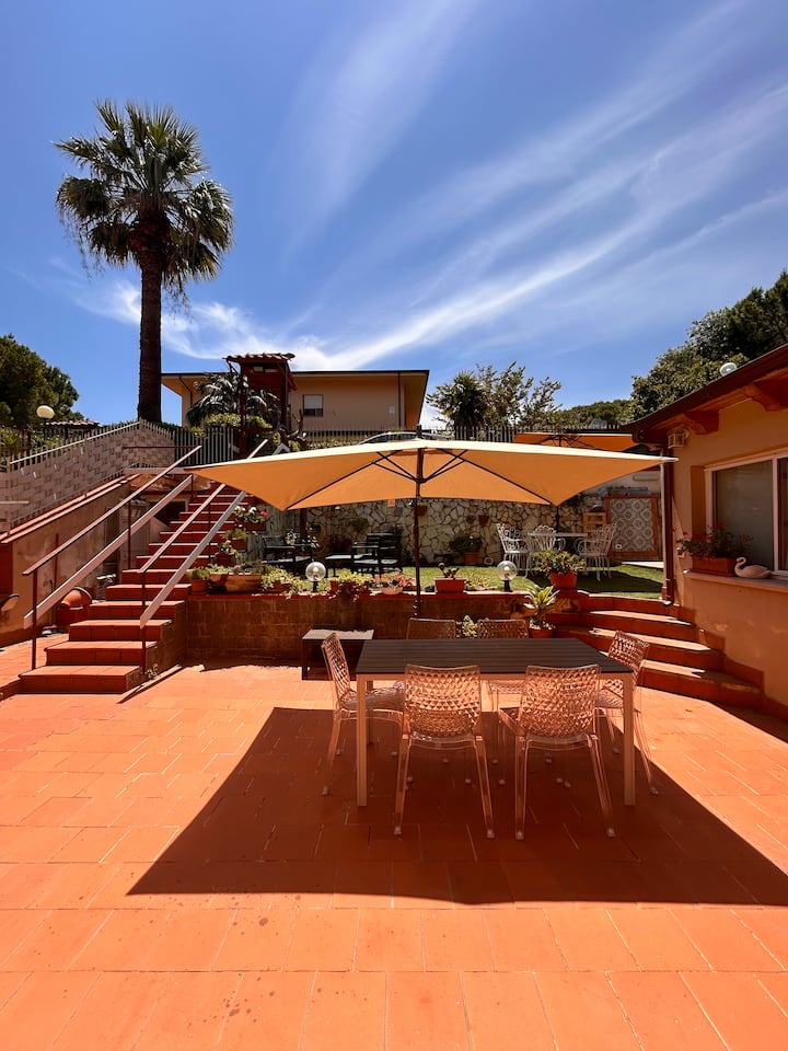 Finc House, Viale Dell’olimpo, Mondello - Palermo