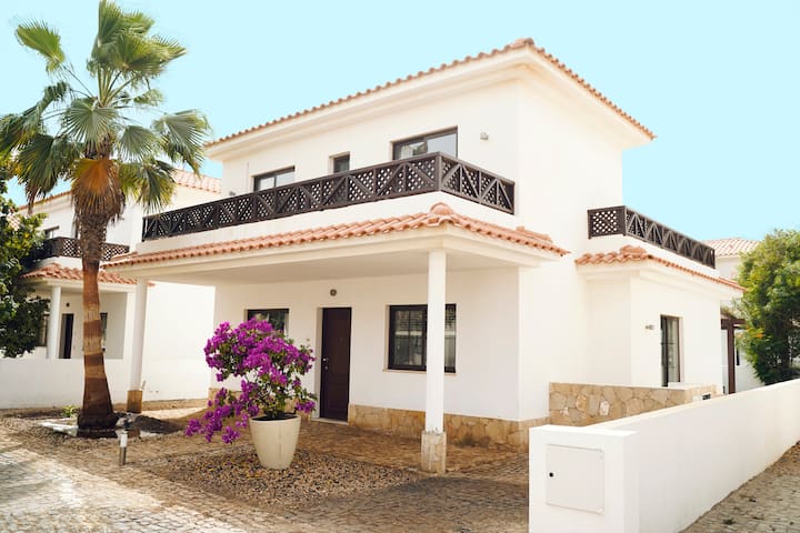 Villa Attortuga Beach With Hotel Facilities. - Kaapverdië