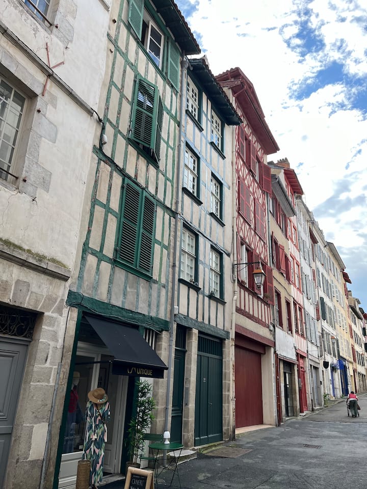 Appartement Au Cœur De Bayonne - バイヨンヌ
