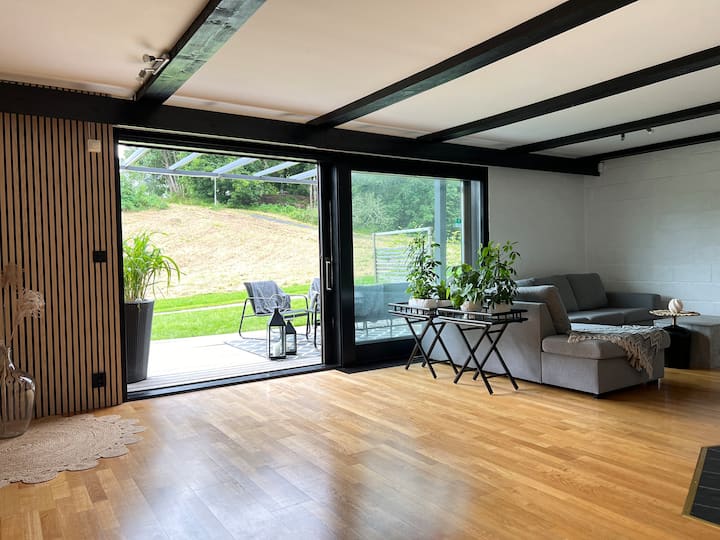 En Lägenhet I Villa - Kinna