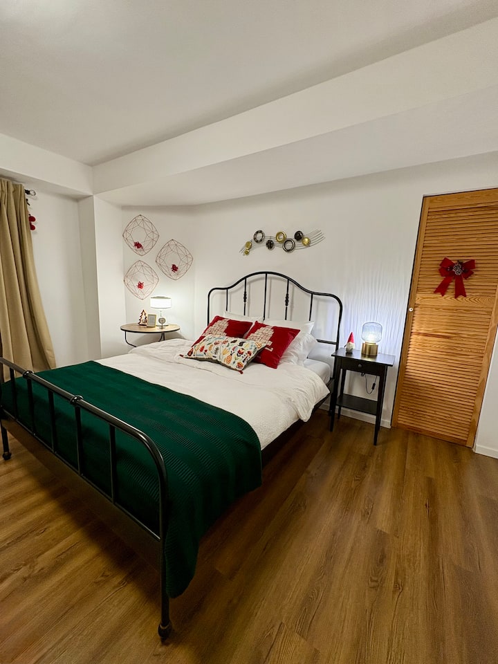 Yellow Studio At No. 29 | Festive Xmas Cozy Studio - Bukarest