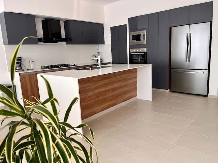 Outstanding & Stunning New House With Private Pool - Cancún