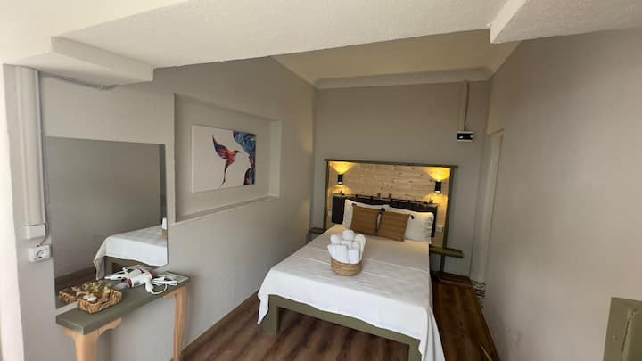 Latibule Marin Guest House-standart Oda (Menekşe) - Cunda Adası