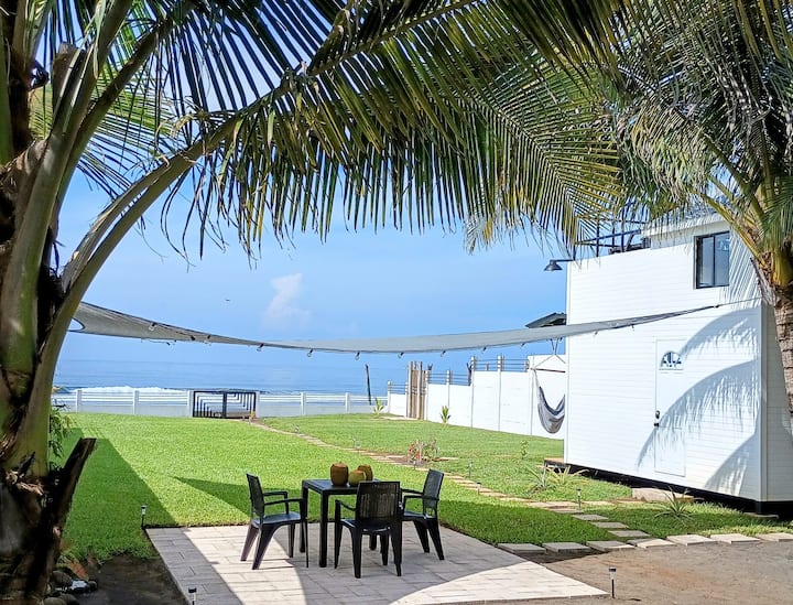 Ocean Tiny Villa (Tiny Home On The Beach) - El Salvador