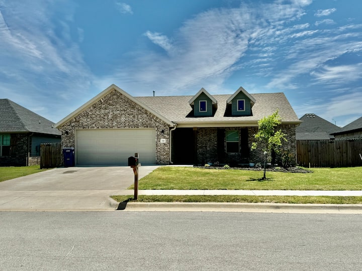 Kathryn House - Siloam Springs, AR