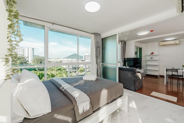 Phuket City View 1br - Rooftop Pool - Fast Wifi - Province de Phuket