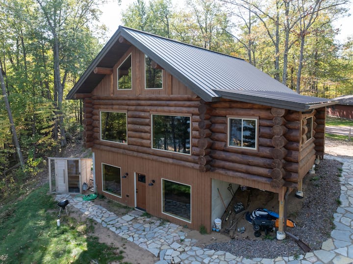 The Log Haus On Round Lake - Hayward, WI