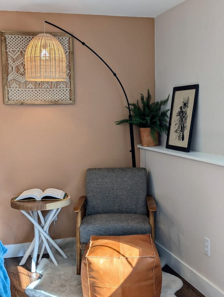 1 Or 2 Rooms In Family Home Near Airport - Missoula, MT