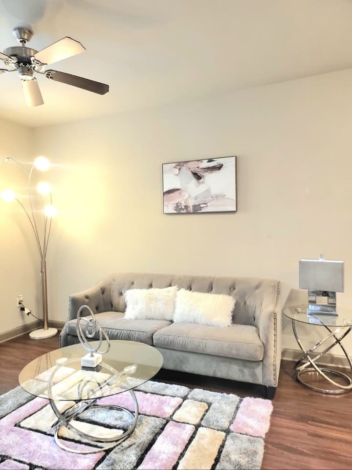 Legacy West Plano Cozy 1bed/bath Apt - The Colony, TX