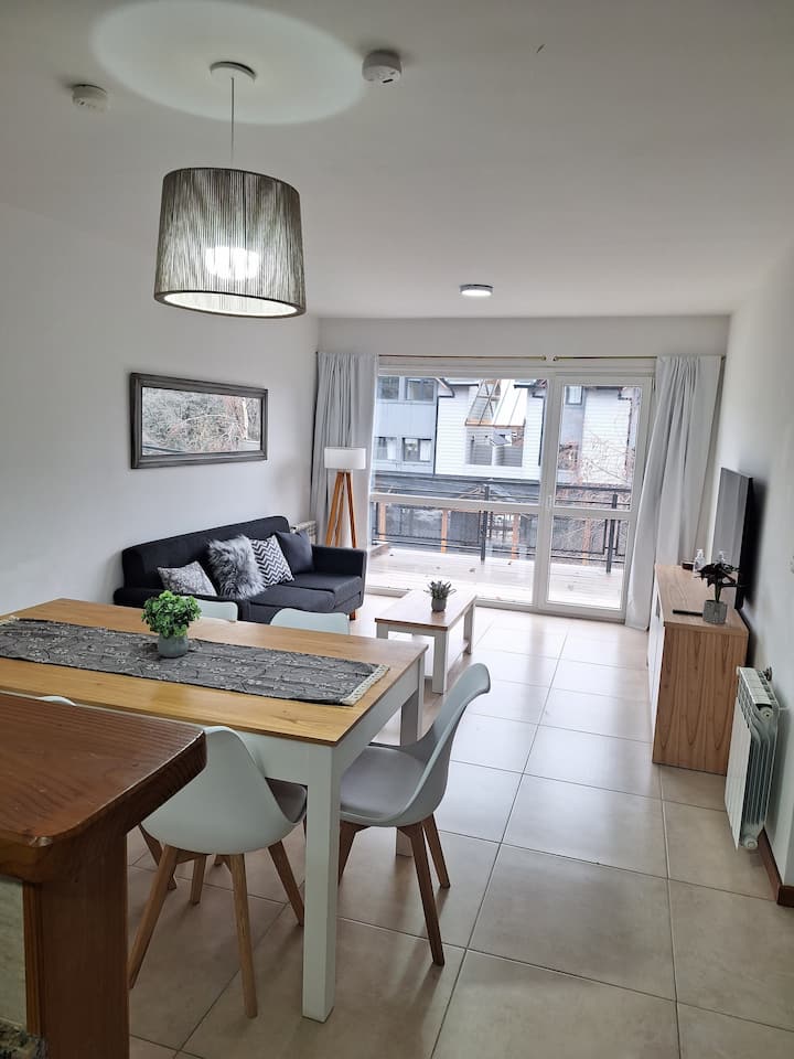 Departamento Céntrico Con Vista A Los Cerros 3 Amb - Villa La Angostura