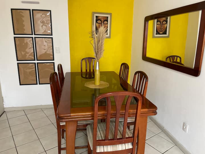 Quarto Casal Ufsc | Hu | Shopping | Bombeiros - Florianópolis
