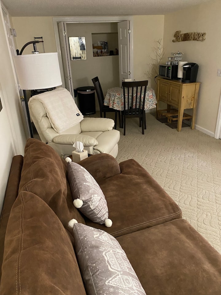 Centrally Located In Tellico Village-private Entry - Tellico Reservoir, TN