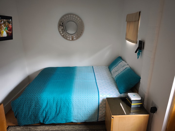 Private Guest Suite In Latimer - 비콘스필드