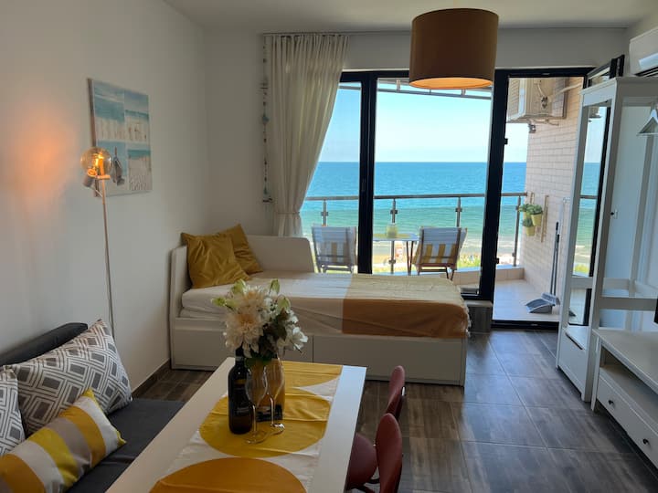 8 Steps To The Beach - Pomorie