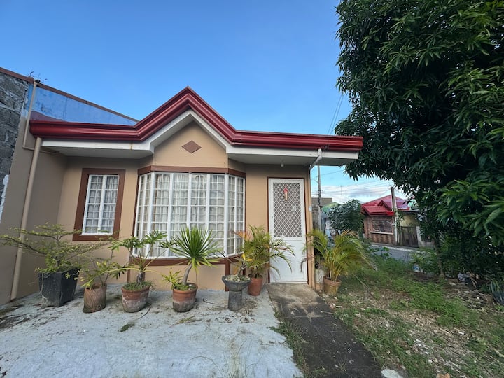 Richual’s Transient House (Ur Hearth And Home) - Sariaya