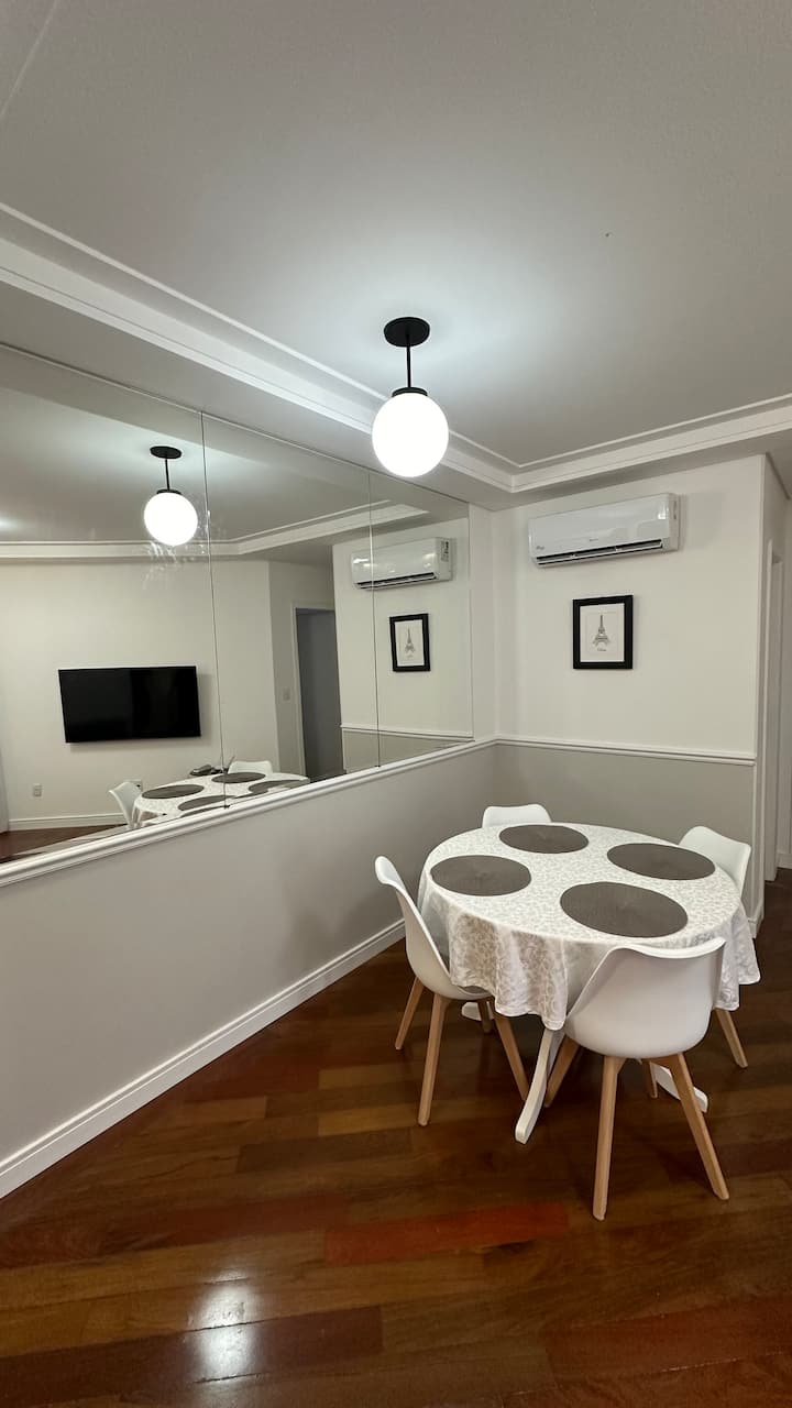 Apartamento No 7º Andar No Centro De Joinville - Joinville