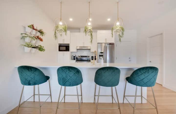 Chez ÉRic - 3 Bedrooms - Free Parking - New Design - Québec City