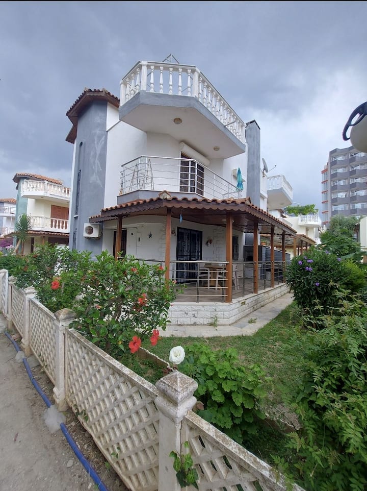 Harika Tripleks Villa - Gümüldür Cumhuriyet