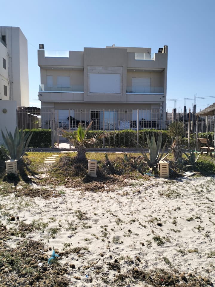 Villa Pieds Dans L’eau - Mahdia