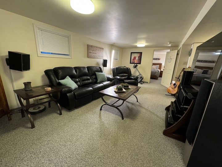 Cozy New Sudbury Basement Apartment - Greater Sudbury