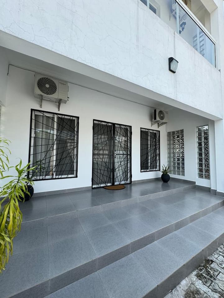 Moderne & Spacieux 2 Ch. 2 Sdb | La Villa Grenade - Pointe-Noire